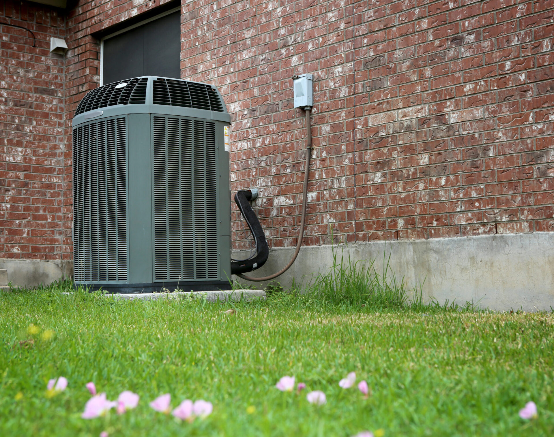 3 Ways to Extend the Life of Your AC | Barker's Cooling, Heating & Plumbing